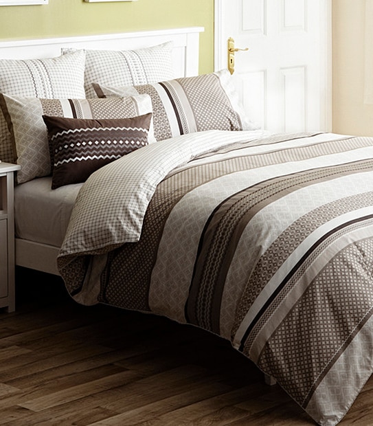 Carter Quilt Cover Set | Target Australia